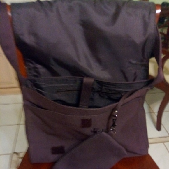 GH Bass & Co. | Bags | Gh Bassco Cross Body Bag | Poshmark